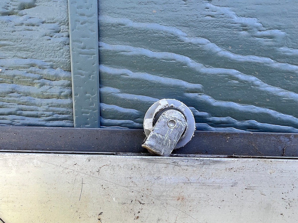 1979 James Ray Co, Deluxe Ray Dor Patio Screen Door rollers and handle ...